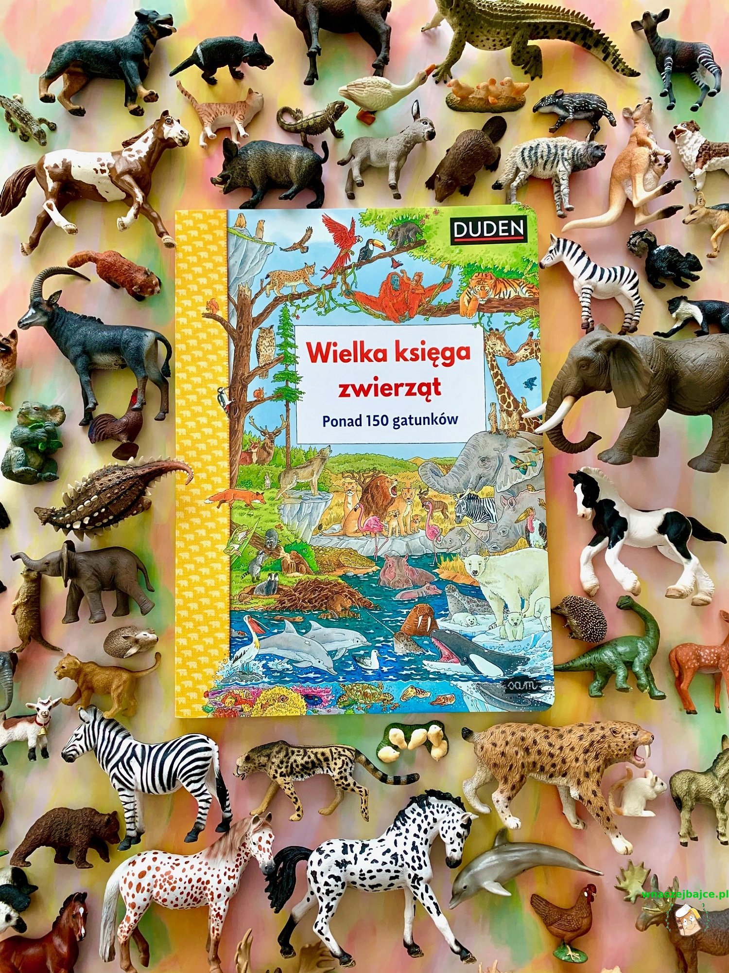 Wielka księga zwierząt. Ponad 150 gatunków – ogromna kartonowa ...